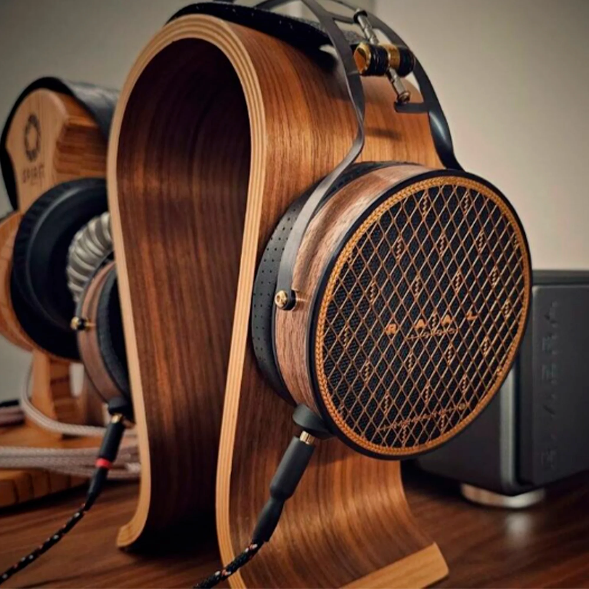 Полноразмерные наушники RAAL-Requisite 1995 Immanis купить в Москве ...